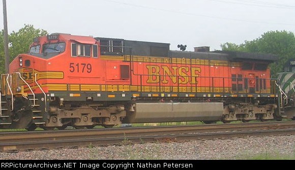 BNSF 5179
